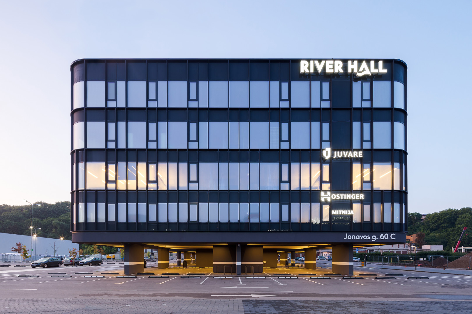 River Hall | Baumit.lt